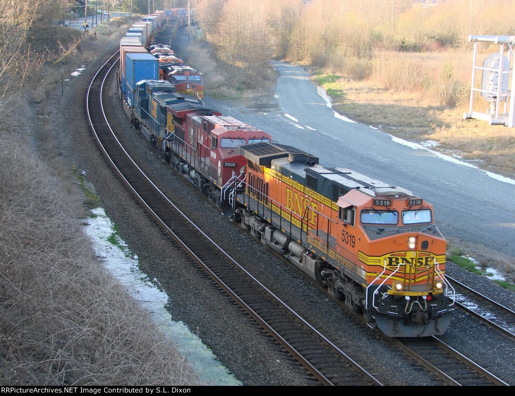 BNSF 5319 East